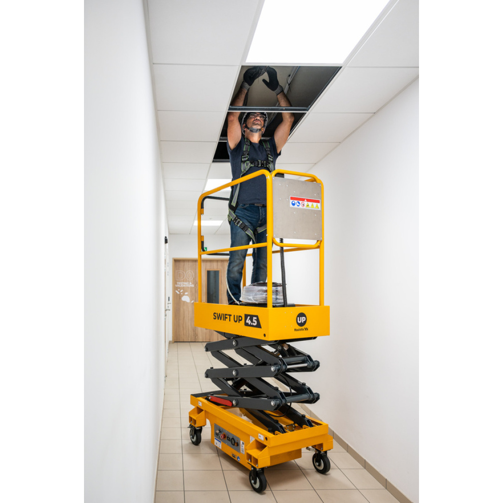 Alquiler plataforma elevadora eléctrica 4.5 metros - Machi-Sale